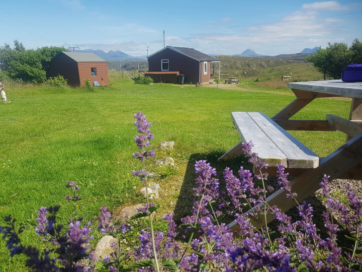 Hazel @ Rustic Cabins Nr Lochinver On Nc500 - Lochinver