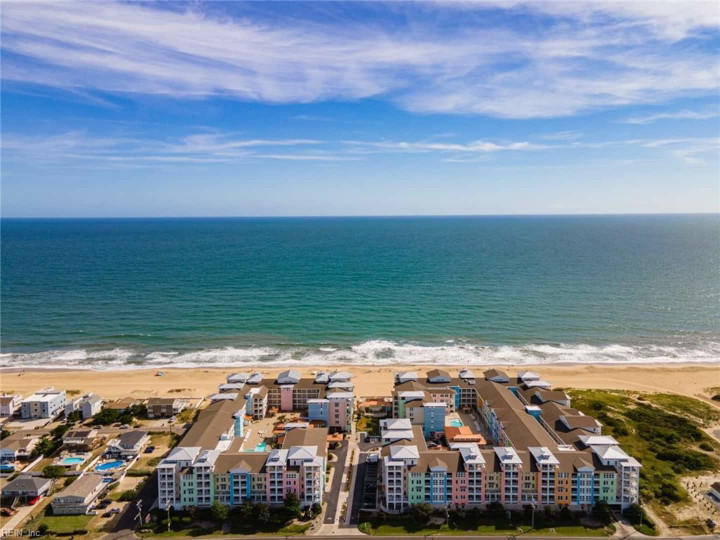 3bd Sandbridge - Sunset Bay Views! Newly Remodeled - Sandbridge Beach, VA