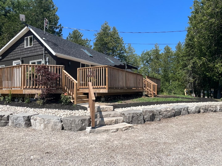 Minutes From Downtown, All The Amenities You Need! - Tobermory