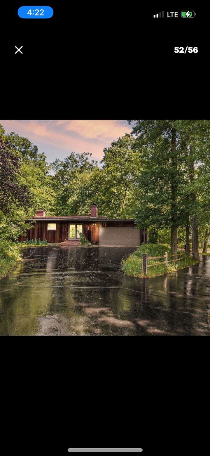 Redwood Ranch Getaway - Albion, MI