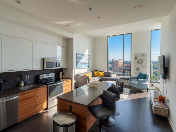 Luxury 13 Foot Ceiling 1+den|1 Min Tysons*metro - Fairfax, VA