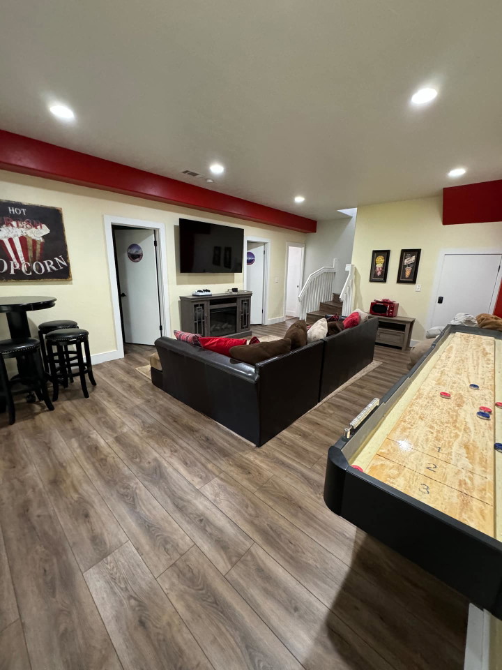 Grand Chalet 13 Beds - 6 Bedrooms And 4 Bathrooms - California