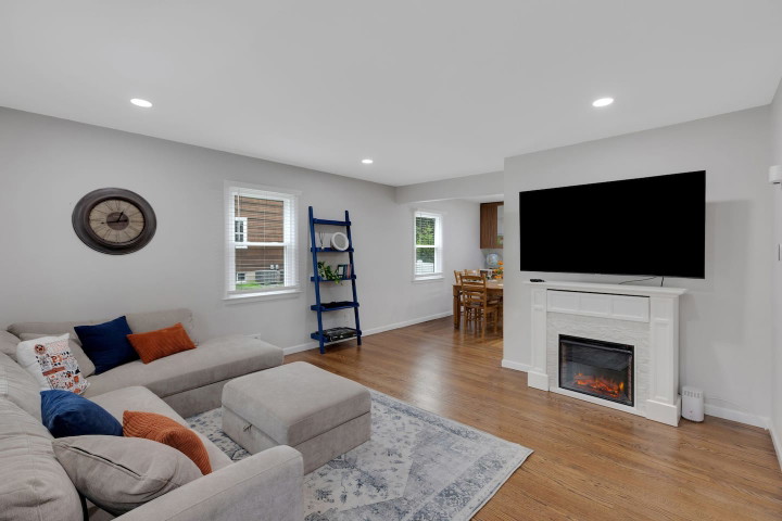 Luxury Colonial | Walk To University + Bikes + Ev - Princeton, NJ