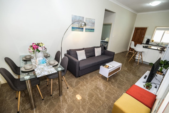 Sydney Concord Modern 2 Bedroom Sleeps 6 Guests - Strathfield