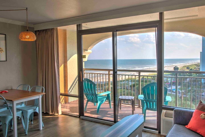 Ocean View! Newly Renovated! King Bed, Pools &More - Myrtle Beach