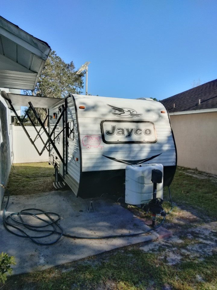 Great Affordable Place To Stay No Heated Pool - Deltona, FL