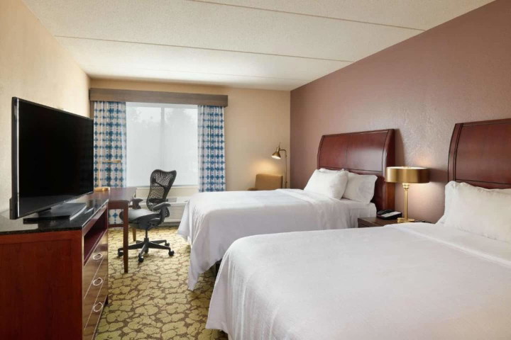 Near Hersheypark + Indoor Pool & Dining - Hershey, PA