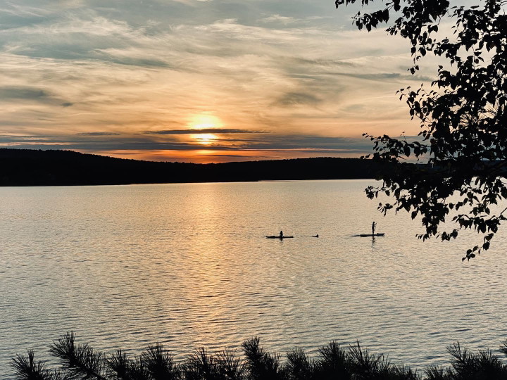 Chalet 6&nbsp;Chambres · 3&nbsp;Suites Privées · Jacuzzi · Lac - Lac-Mégantic