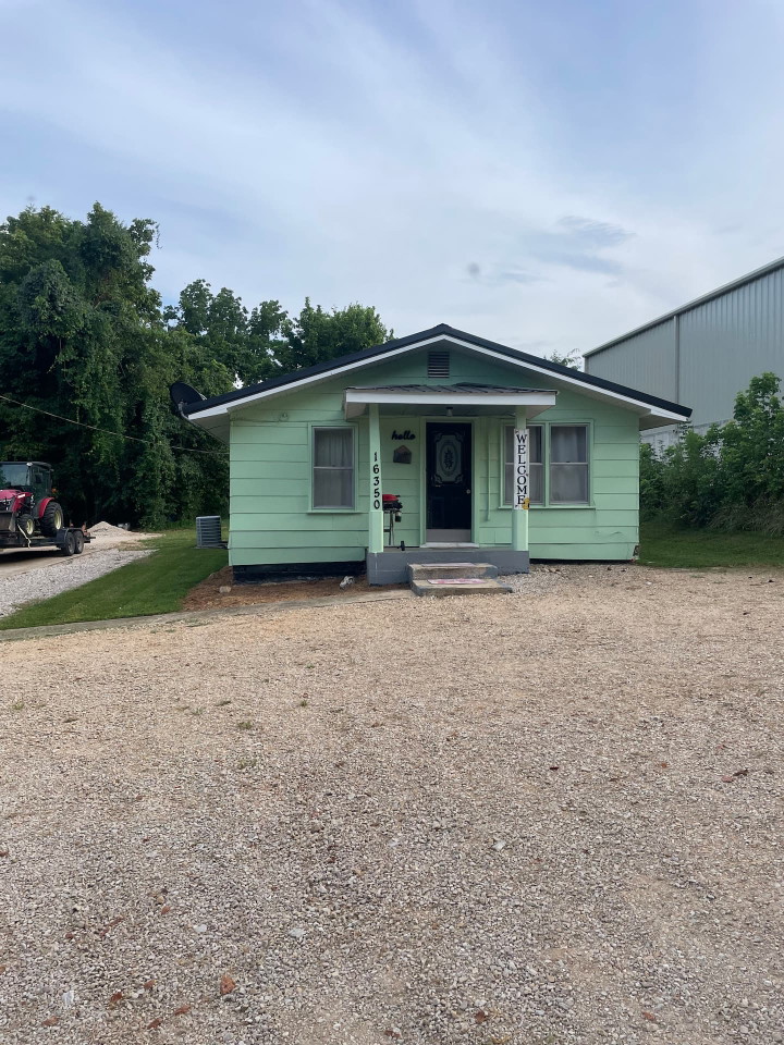 Hawkins House: Little House - Eminence, MO