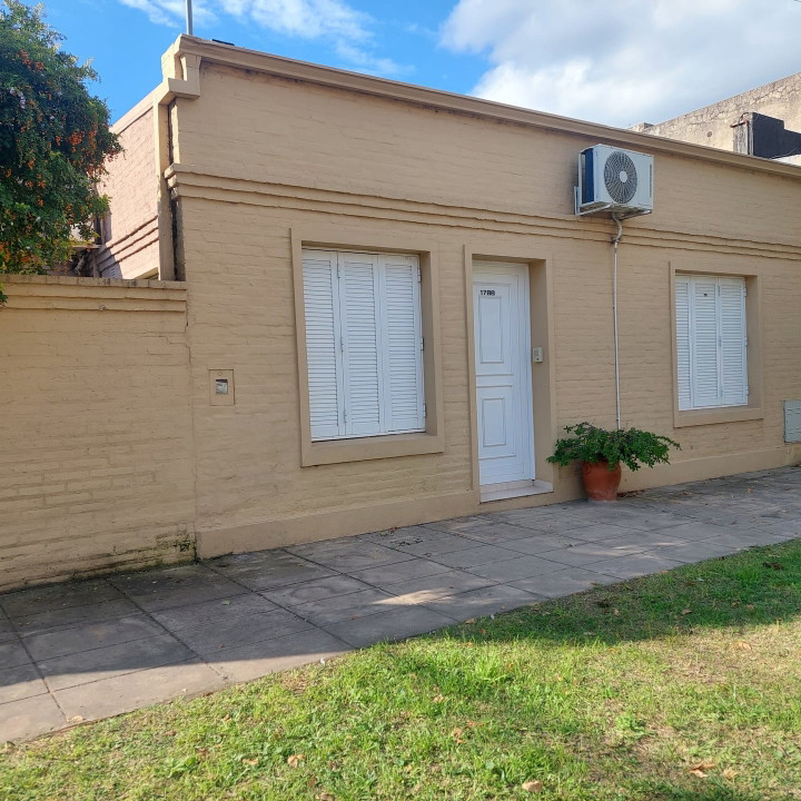 Alquilo Casa Céntrica En Esperanza (Sta Fe) - Esperanza