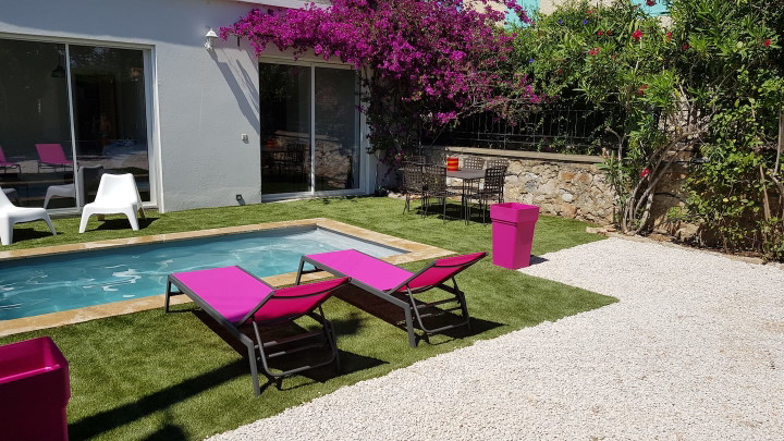 Bas De Villa Avec Piscine 5 Min Du Port De Bandol - Bandol