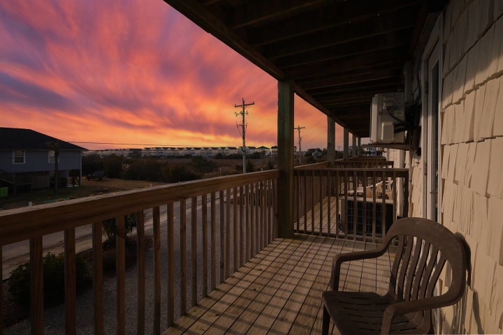 Surf City Stay - Walk To Beach - Seasonal Pool - Surf City, NC