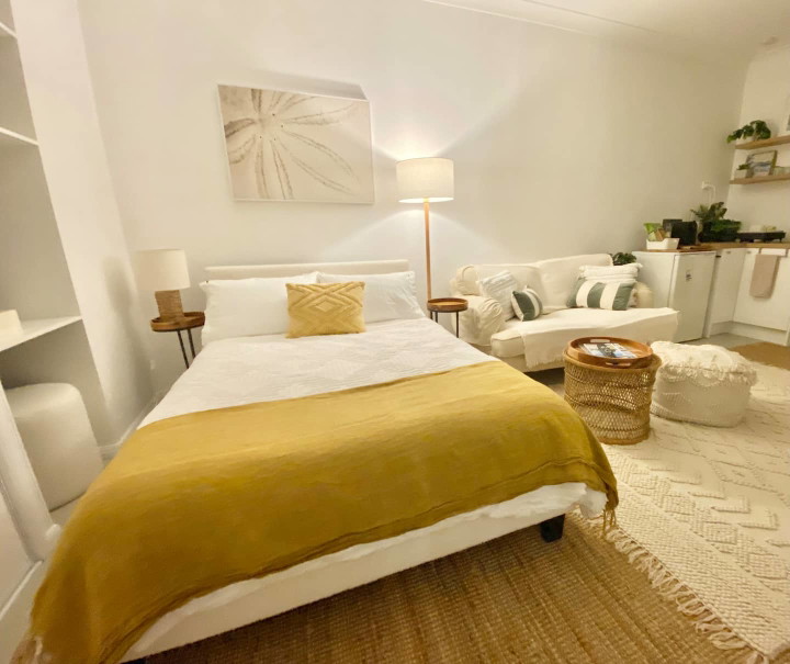 Relaxed Self Contained Studio Banora Point - Tweed Heads