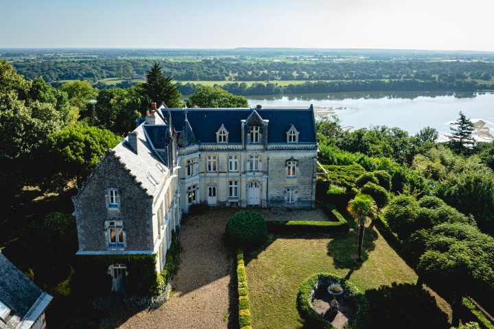 Château Près Saumur, Superbe Vue Loire, Tennis - Saumur