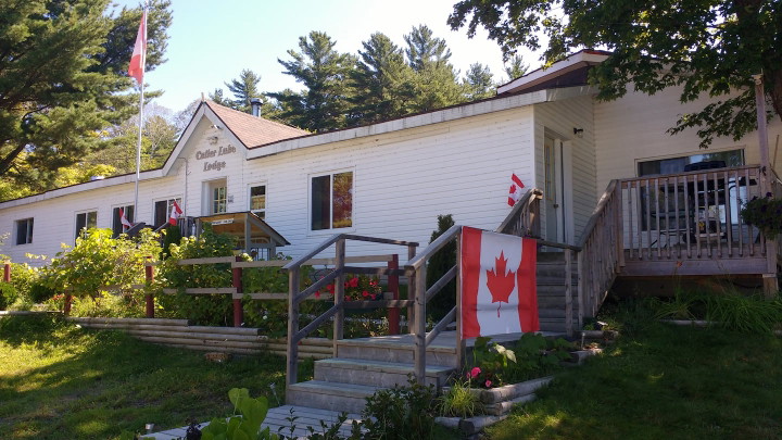 1 Bedroom Unit At The Lodge/semi-detached Cottage - 에스파뇰라