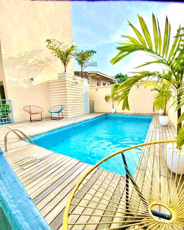 African Home Vip 1. Appart- Piscine - Cameroon