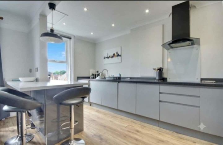 Stylish, Modern 2br: 7m To Sea - Portsmouth