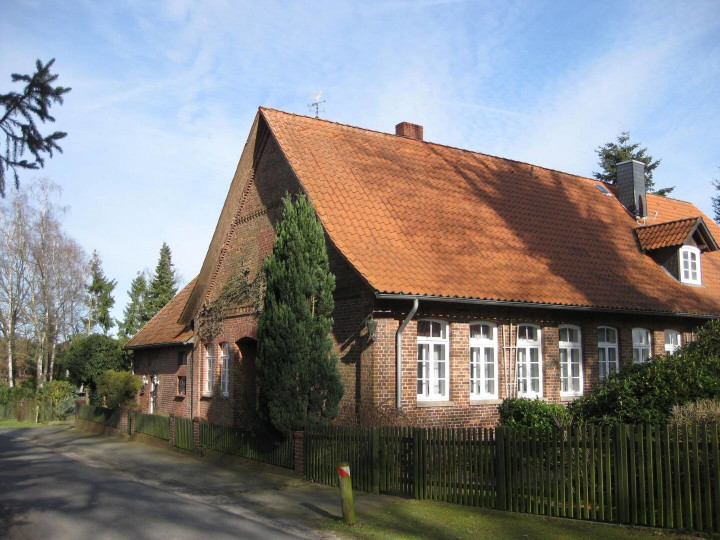 In Ehemaliger Dorfschule Am Dorfrand By Interhome - Bergen