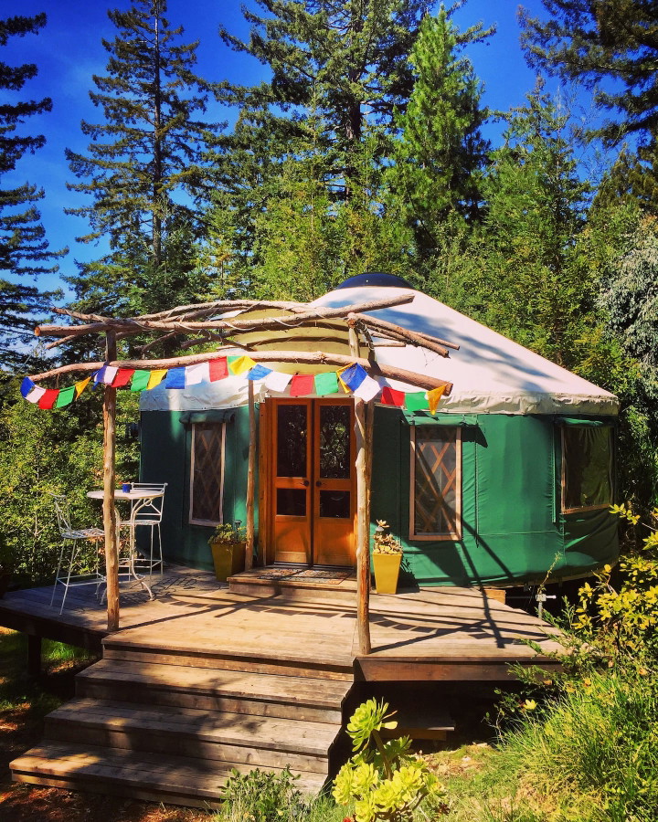 Mountain Top Yurt In The Redwoods - California