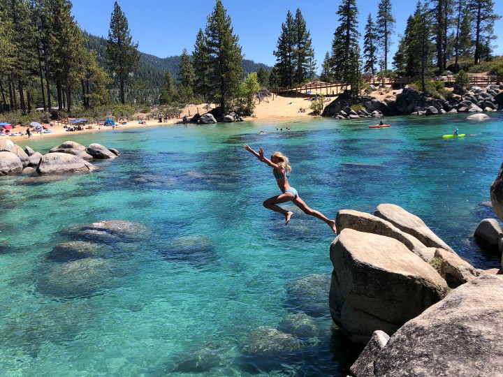Zephyr Cove 8- 2 Bedroom Peek A Boo View Condo - Lake Tahoe