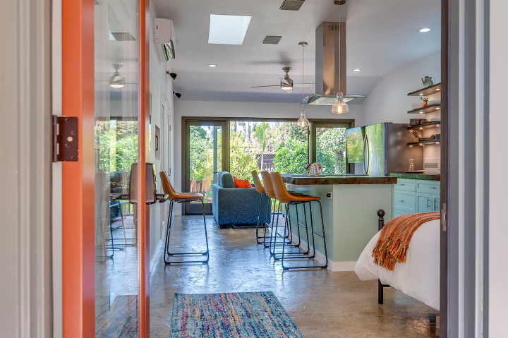 Cottage In The Garden. New!  Modern! - California