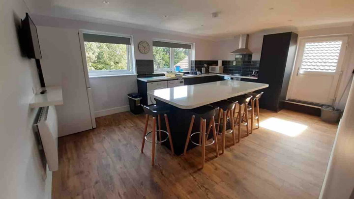 Lovely 6 Bed Apartment With Parking In St Osyth - Clacton-on-Sea