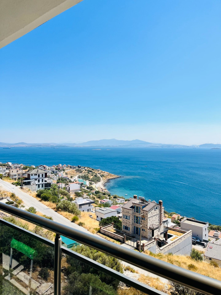Defne's House / ÇAndarlı Sea View Apartment 2 - Bademli
