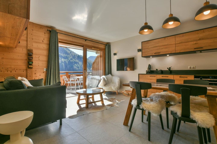 Modern Alpine Retreat With Gorgeous Views - Saint-Jean-de-Sixt