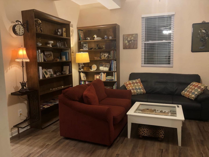 Comfy Plum Prairie Home & Yard - Fishers, IN