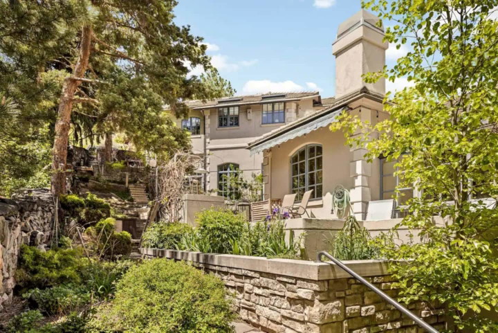 Boulder Creekside Retreat With Views Of The Peaks - Boulder, CO