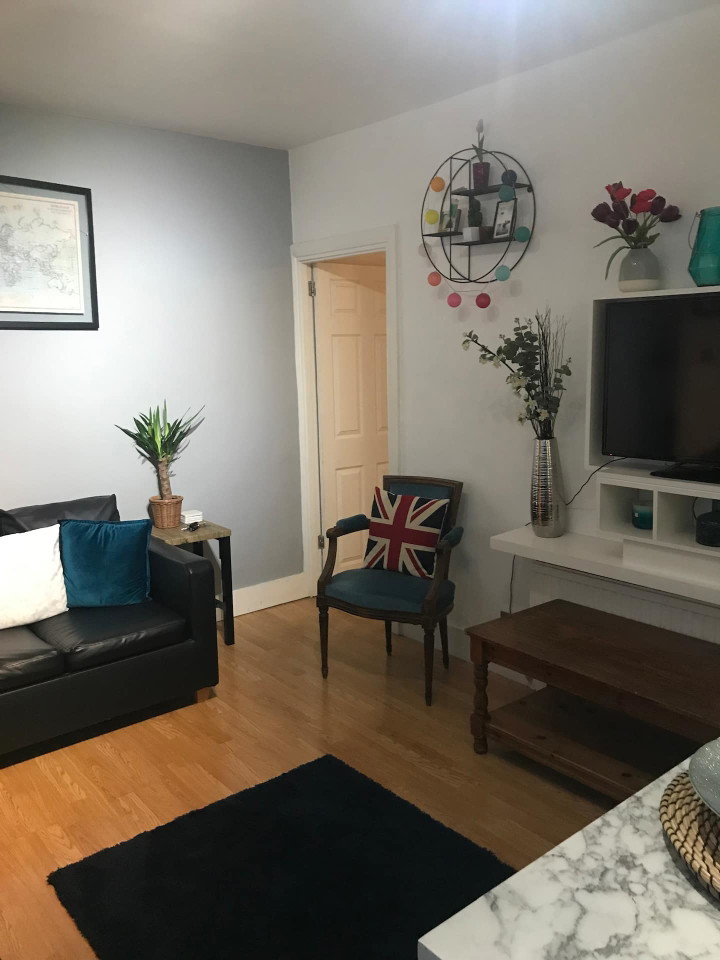 Zone2, Private Cosy Area /En-suite. Upto 3 Guests. - London