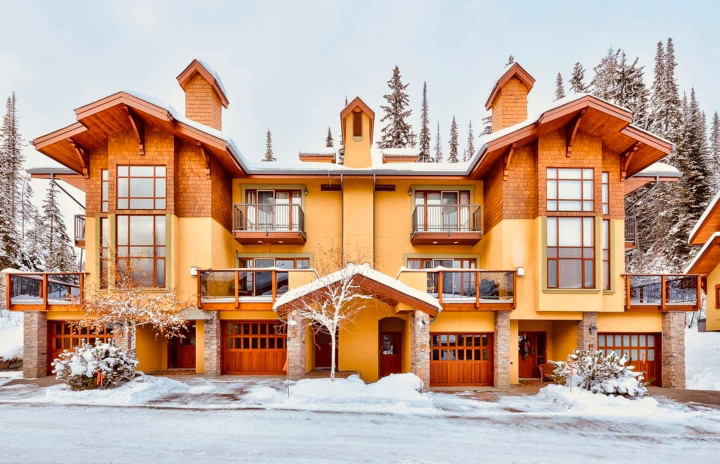 Central 2+parking, Hot Tub, 5 Min Walk To Town - Sun Peaks