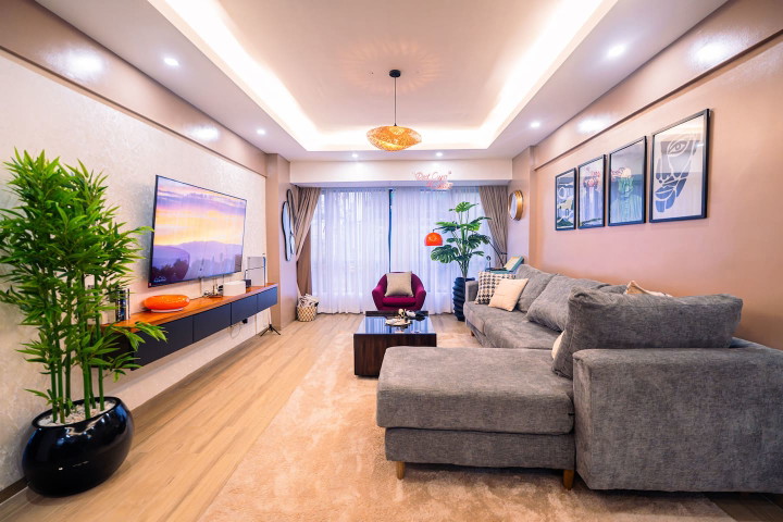 Westlands 2br | Ps5 · Pool · Vinyl | City Views - Kenya