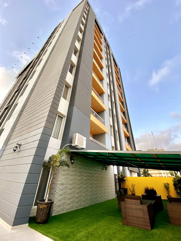 Zaha&nbsp;: éLégant Appartement 2&nbsp;Chambres, Shahre Faisal, Aéroport, Dha - Karachi
