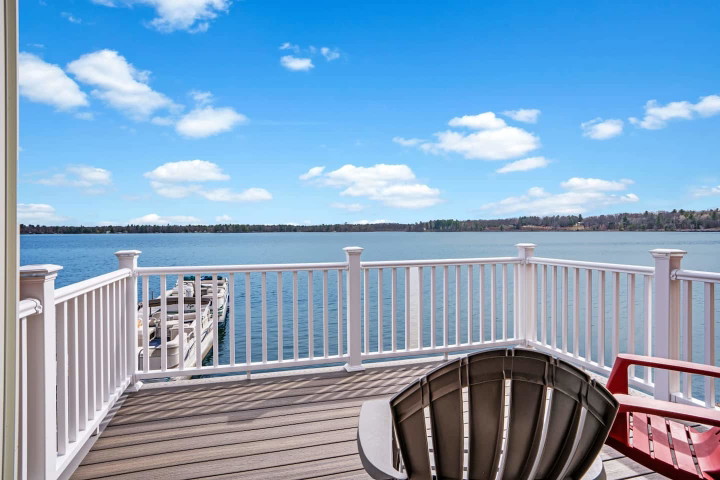 Private Balcony With Beach Access On Fife Lake - Michigan