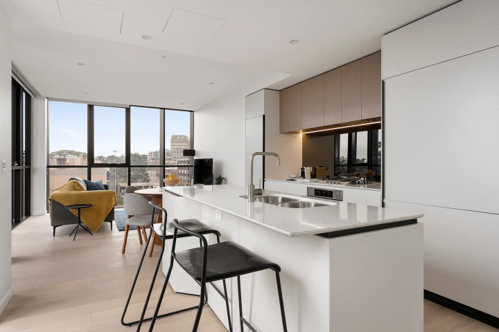 Ultra Modern 2 Bedroom Apartment In North Sydney - Crows Nest