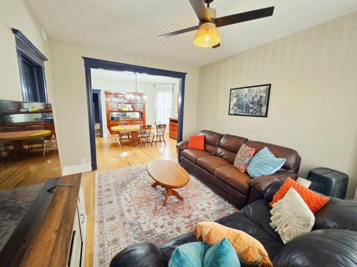 Peoria: Priv. 2br Apt, 6 Mi. South Downtwn Chgo - Chicago, IL