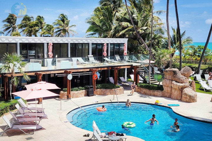 Beachfront 2br/2ba | Ocean View + Pools & Tiki Bar - Miami Beach