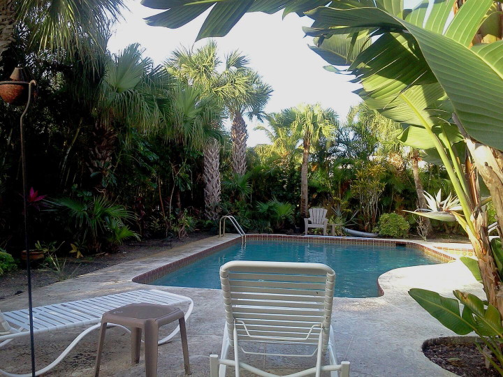 Quick 1.5 Block Walk  Takes You To Private Beach. - Vero Beach, FL