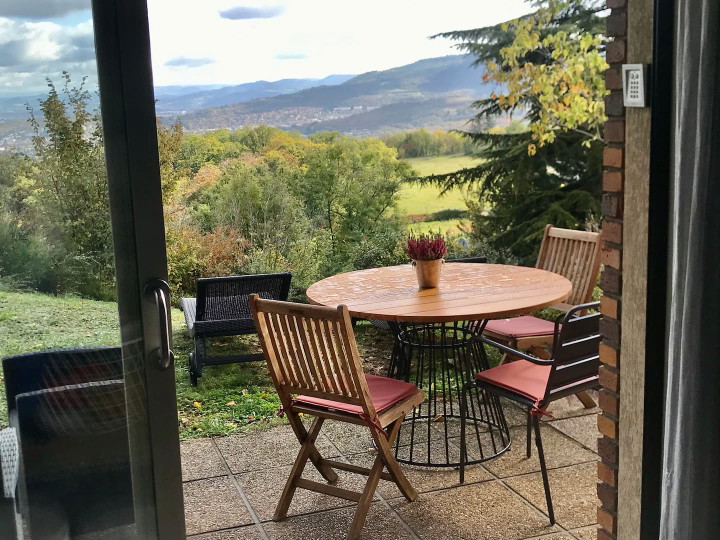 Loft 55 M2, Garden, View, Parking, Independent Entrance - Royat