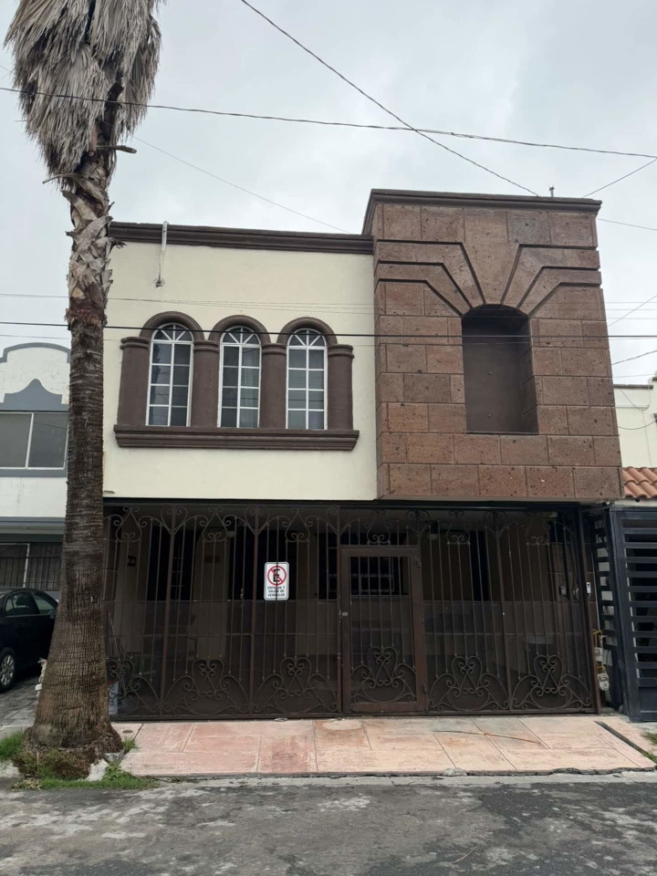 Casa En San Nicolás De Los Garza. - Guadalupe, Mexico