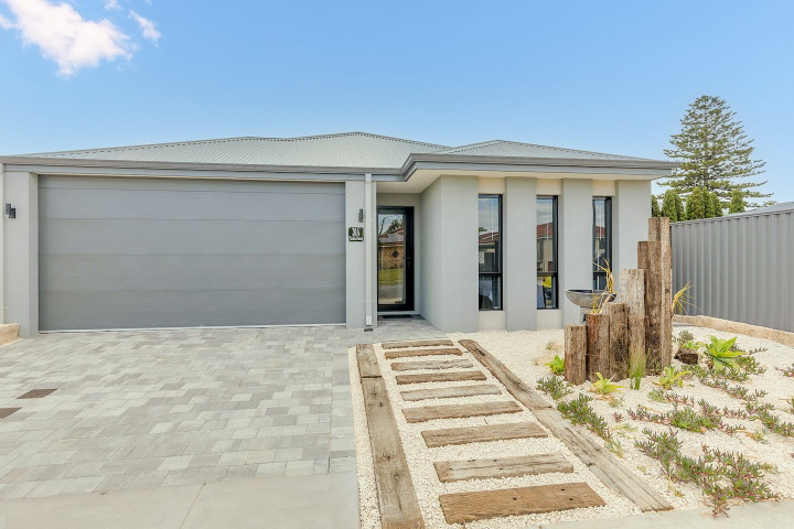 The Beach House - Rockingham