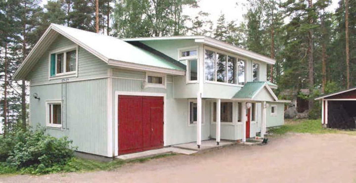 Mökki/huvila Järvimaisemilla Ja Rantasaunalla. - Finland