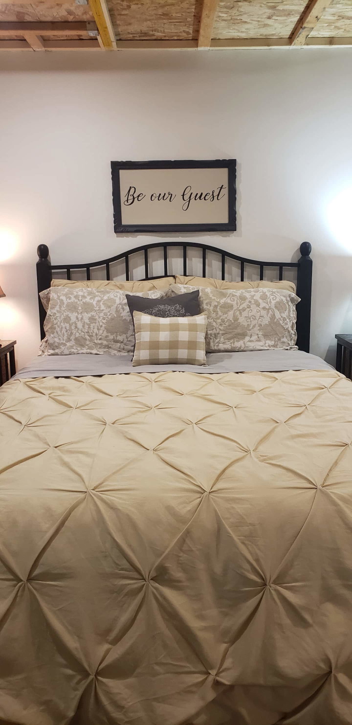 Cozy Private Studio Suite. - Steinbach