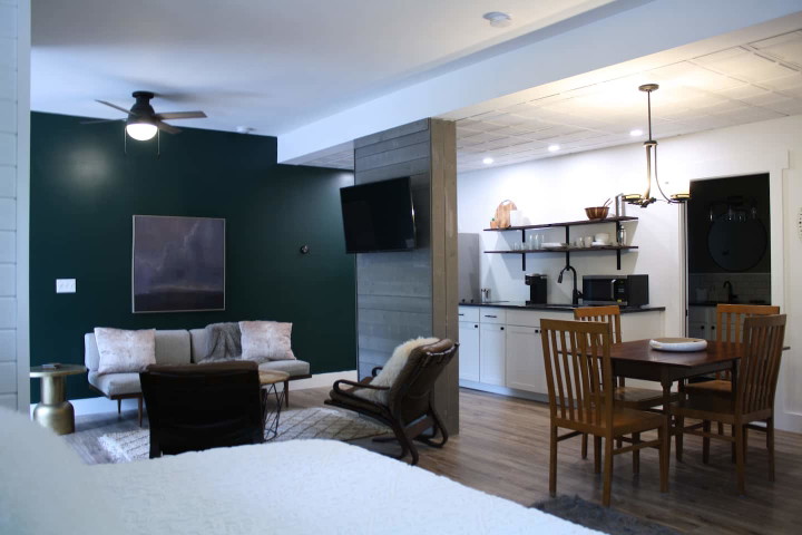 Super Cozy Couples Retreat - Bethlehem, NH