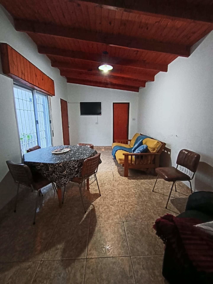 Casa Completa Para 8 Personas - Bahía Blanca