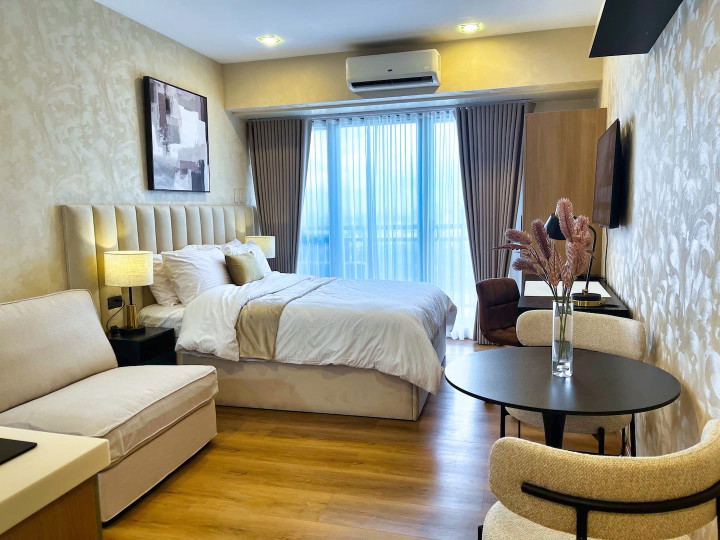 Modern & Cozy Studio In Poblacion, Makati City - Taguig