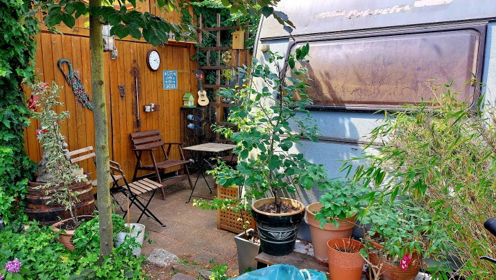 Kleiner Wohnwagen Mit Garten - Mannheim