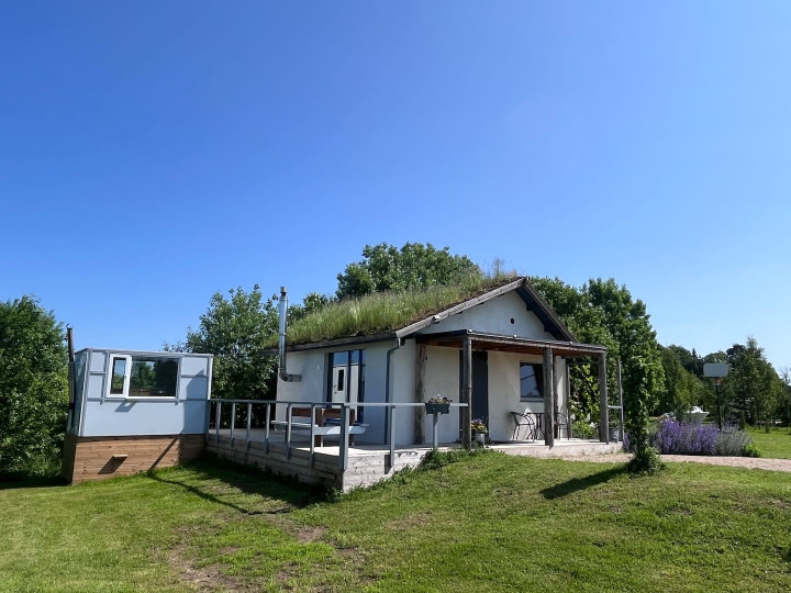 Cozy Sauna House With Grass Roof - Estonia