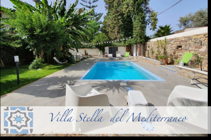 Villa With Swimming Pool For Exclusive Use And Garden. Palermo-mondello (Beach) - Palermo